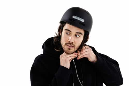 Helmets - USB-charging - for E-scooters, Bikes, Skateboards | Busbi
