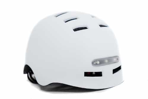 Helmets - USB-charging - for E-scooters, Bikes, Skateboards | Busbi